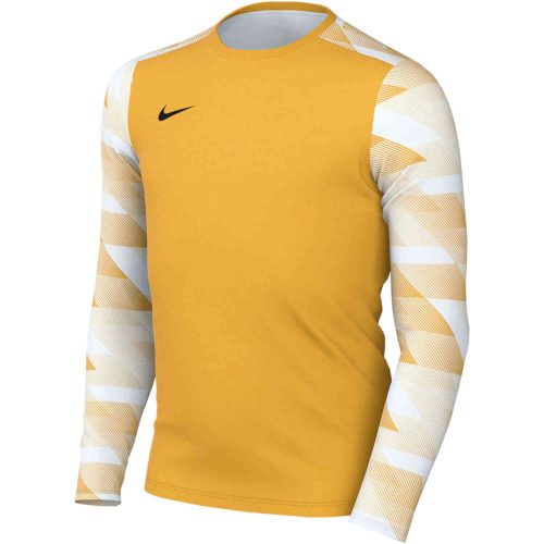 Nike Goalkeeper Jerseys at Soccer Pro Nike Goalkeeper Jerseys at Soccer Pro